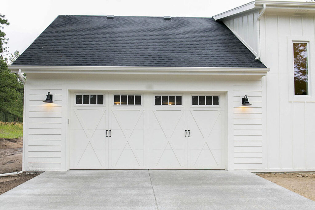 New American House With Optional Guest Suite Over Garage (Floor Plans)